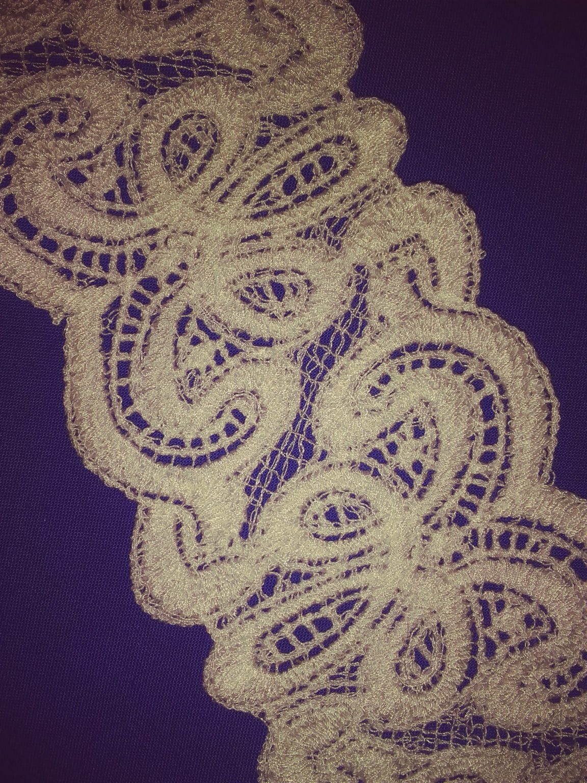 LAC-B-5981- 3″ White Double Scalloped Galloon Lace – TrimsOnWheels.com